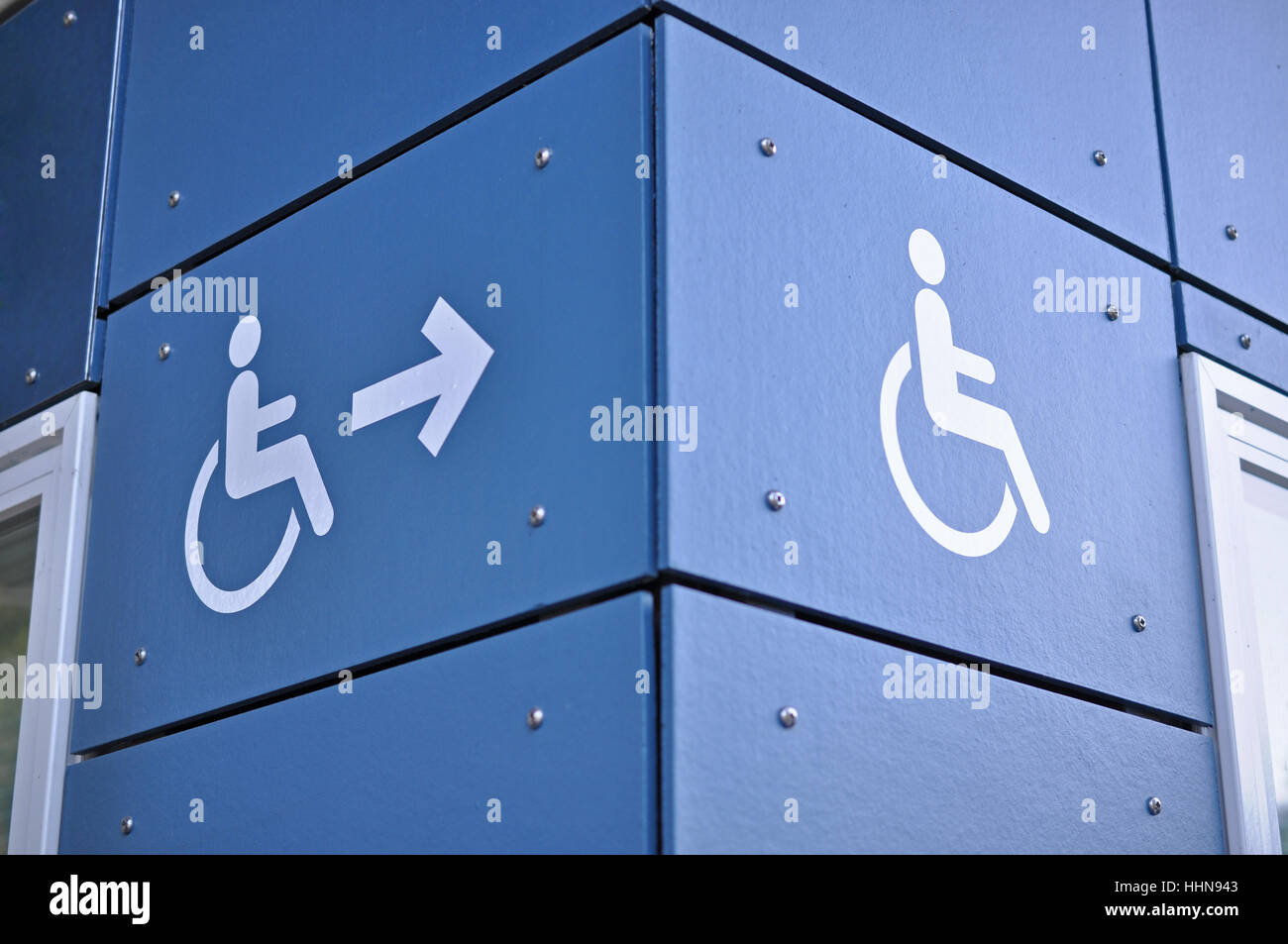 sign, signal, wheelchair, blue, medicinally, medical, park, space ...