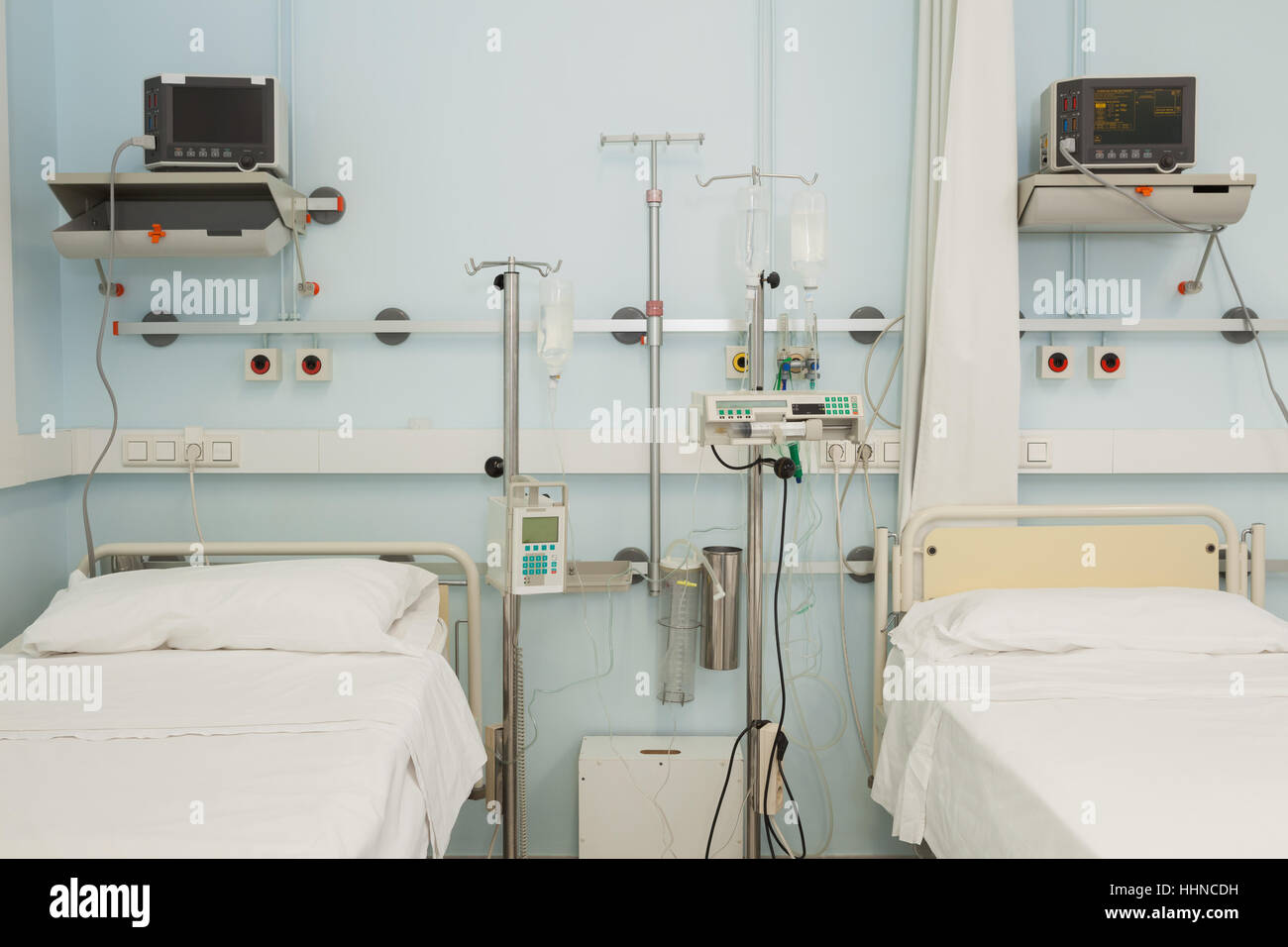 Two sterile beds in hi-res stock photography and images - Alamy
