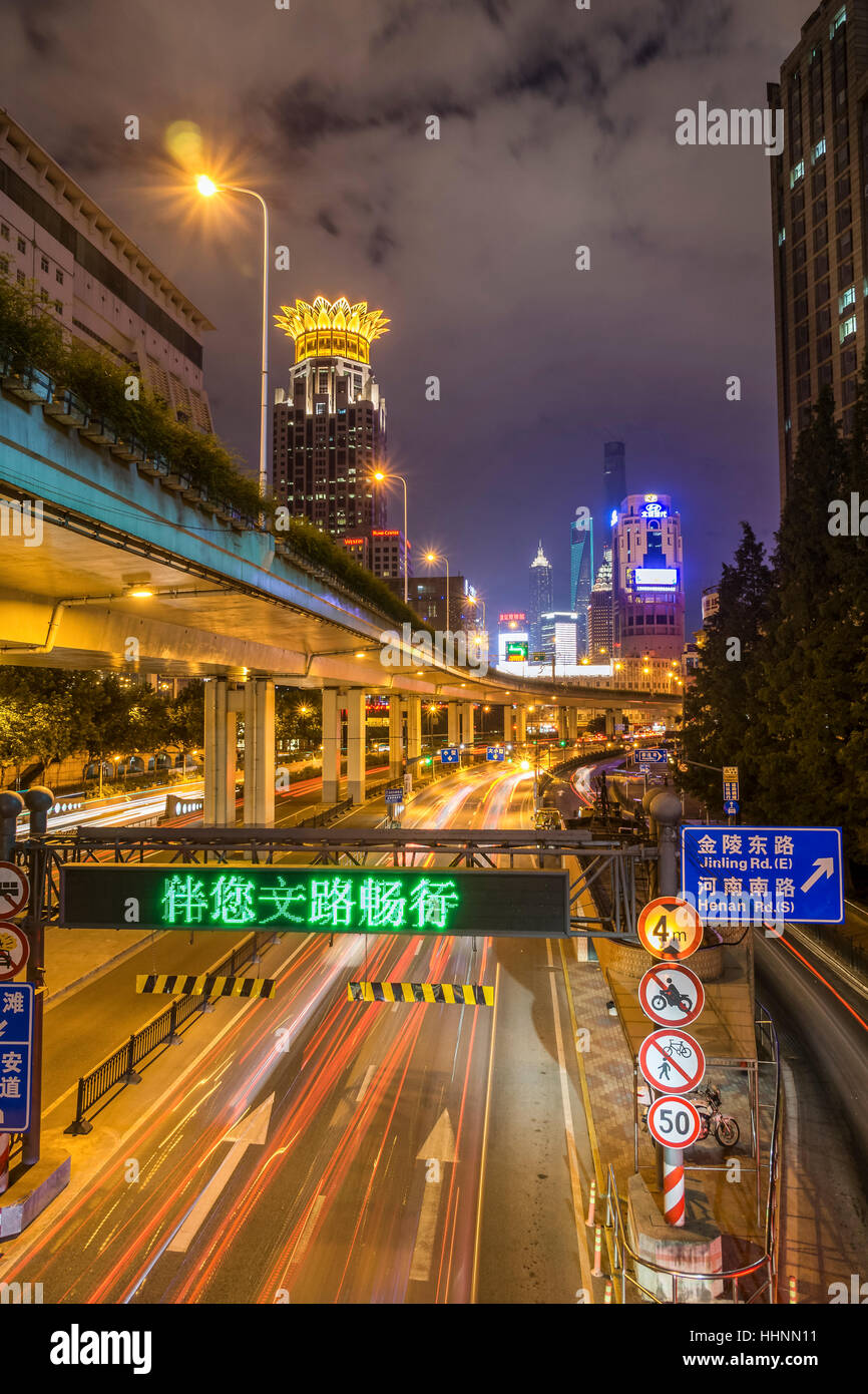 China roads hi-res stock photography and images - Alamy