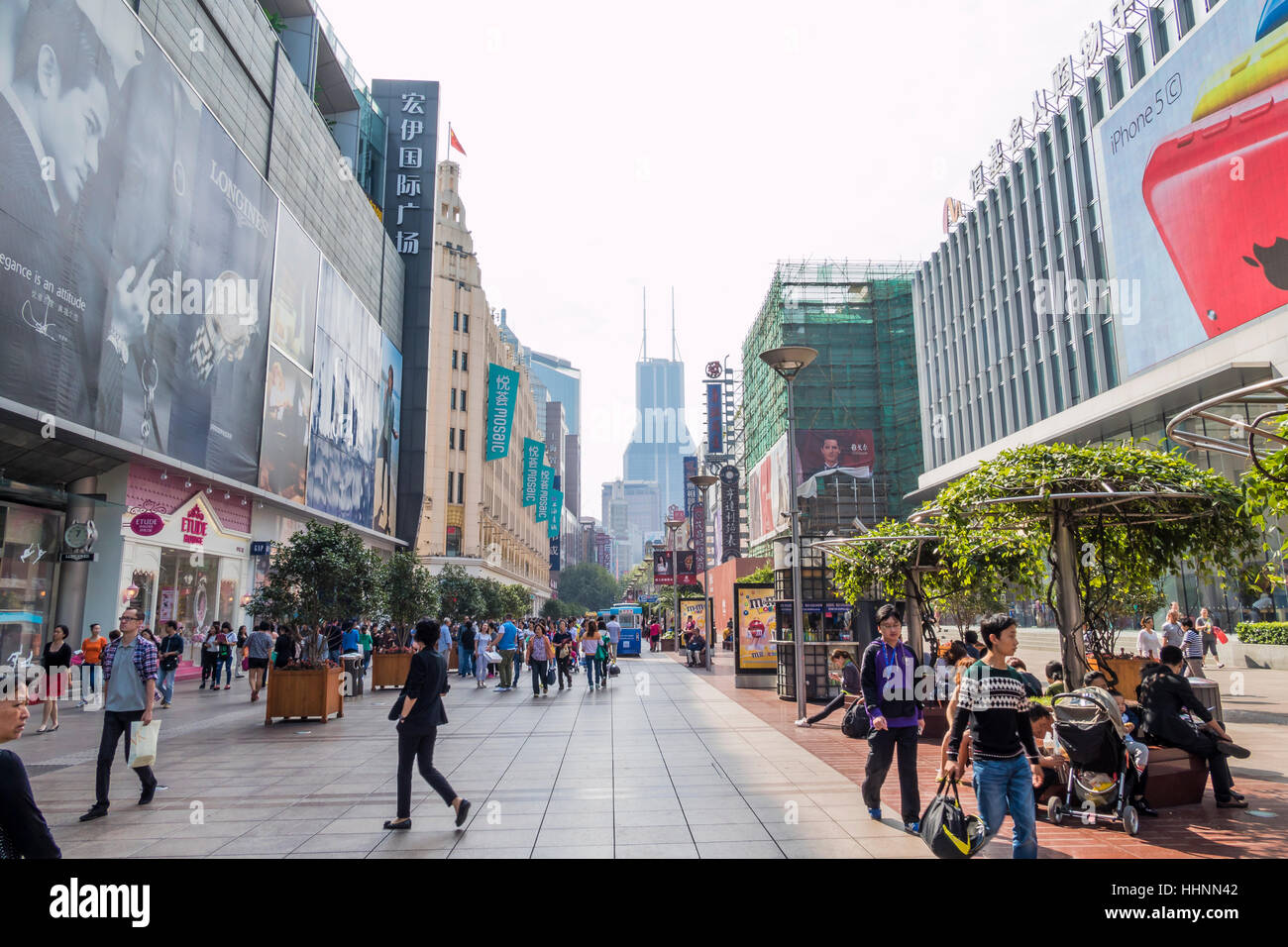 Shanghai nanjing road east hi-res stock photography and images - Alamy