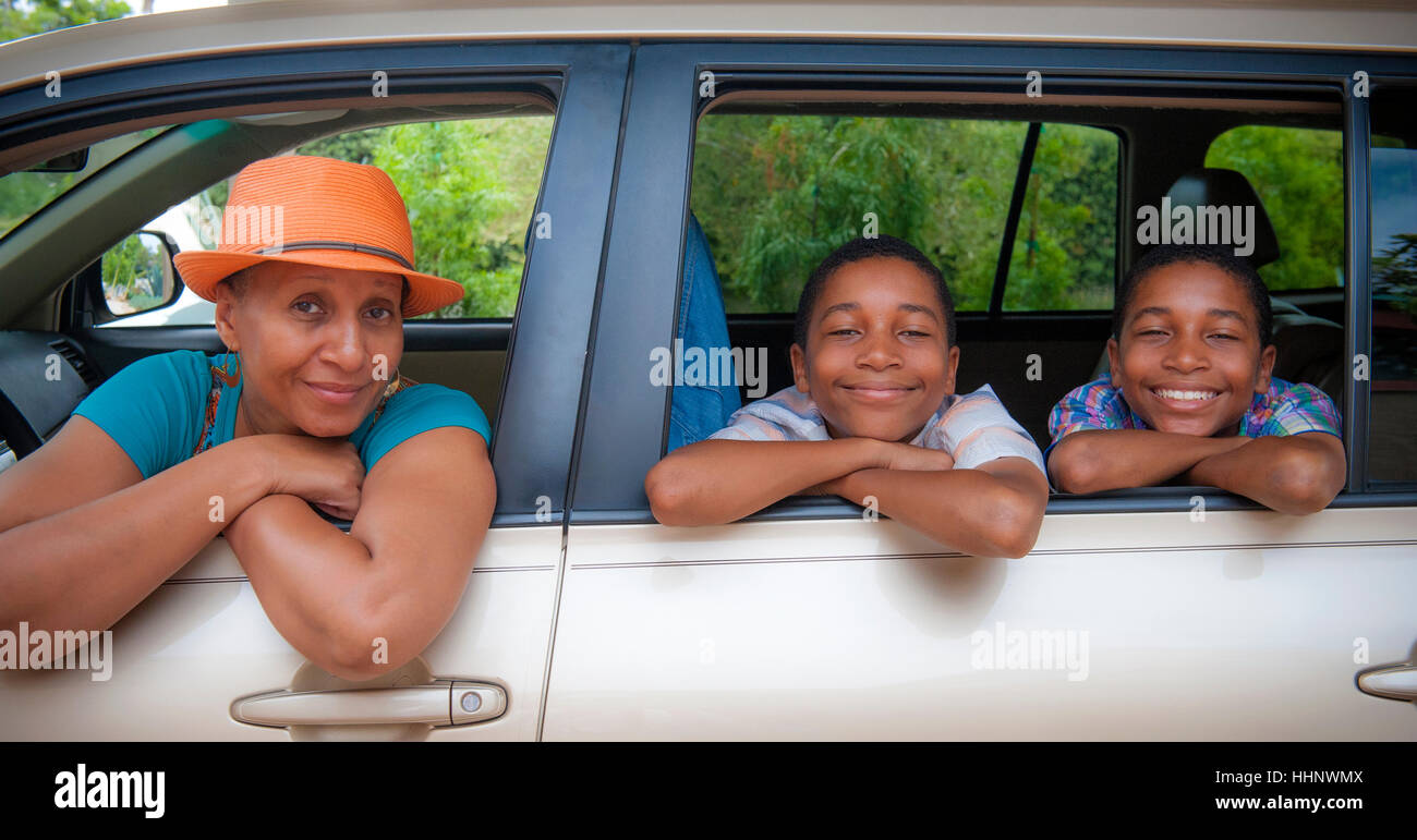 Leaning on back of car hi-res stock photography and images - Alamy