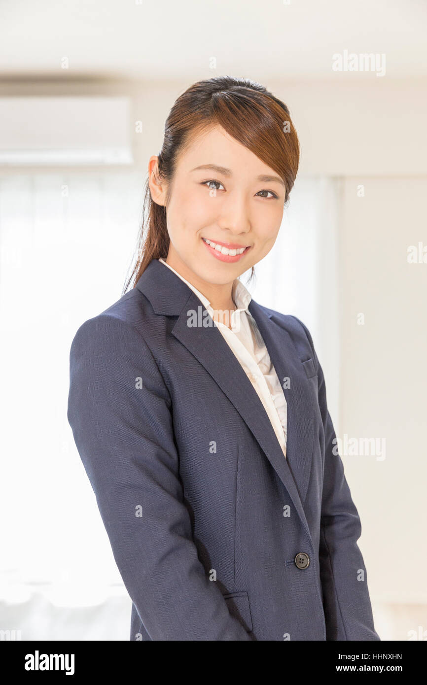 Smiling sales people hi-res stock photography and images - Alamy