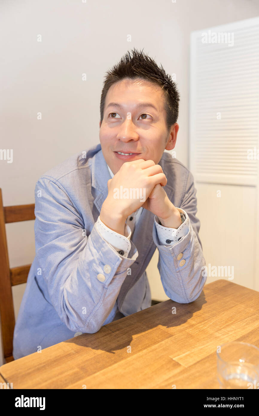 Man sitting up hi-res stock photography and images - Alamy