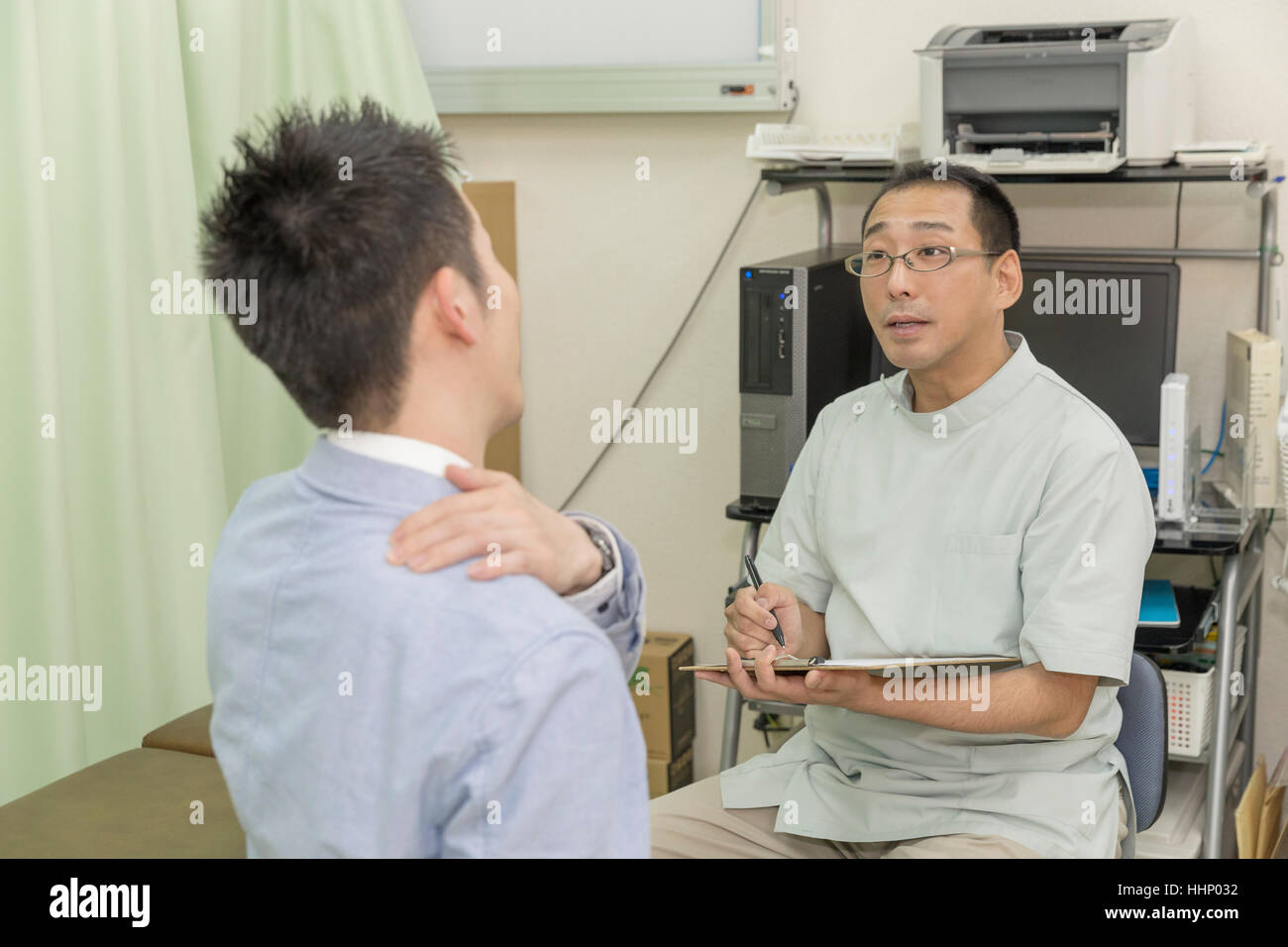 Man Seeing Doctor Stock Photo - Alamy