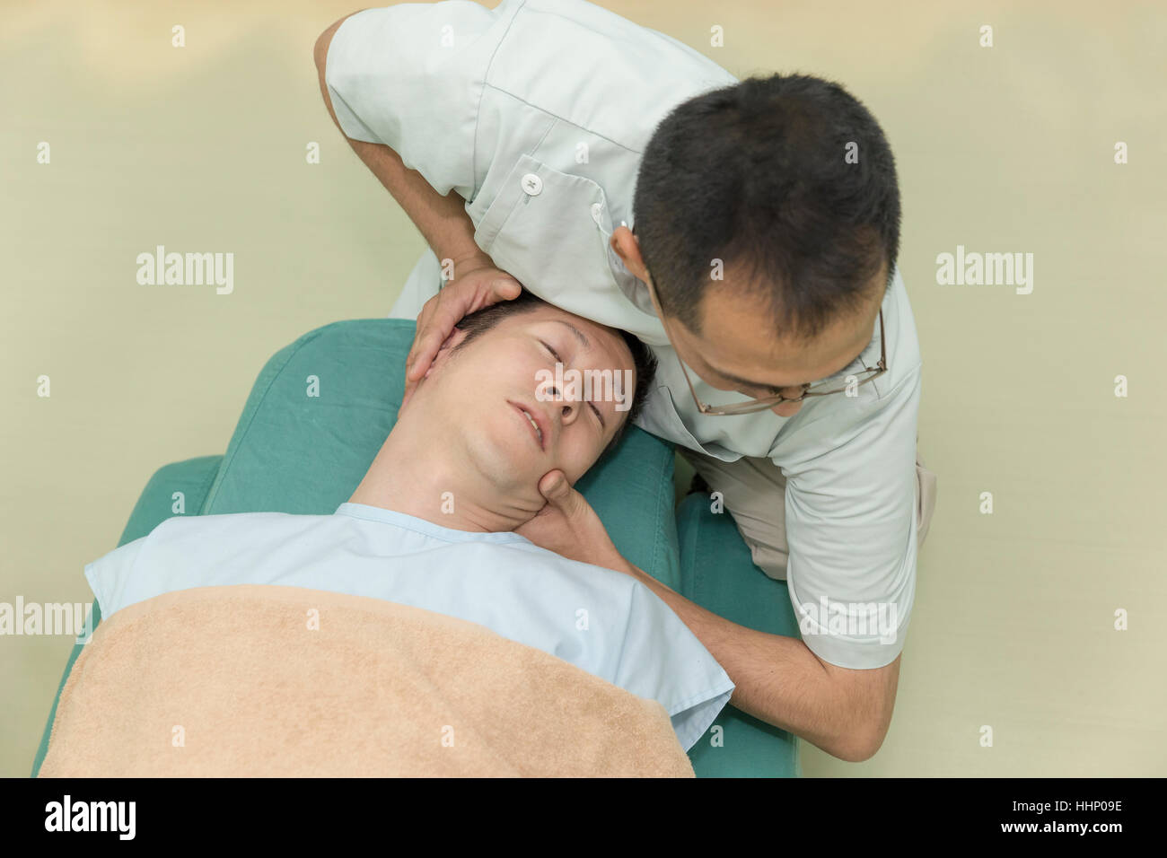 Neck manipulation hi-res stock photography and images - Alamy