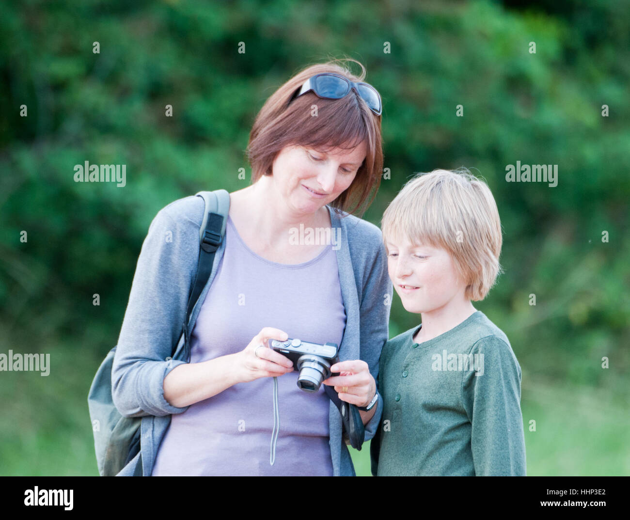 Looking back at camera hi-res stock photography and images - Alamy