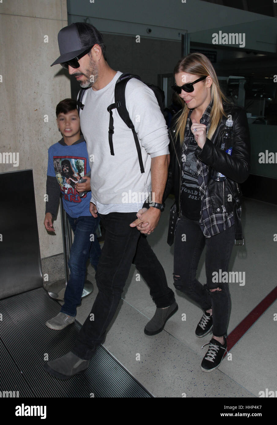 LeAnn Rimes arrives at Los Angeles International Airport her husband ...