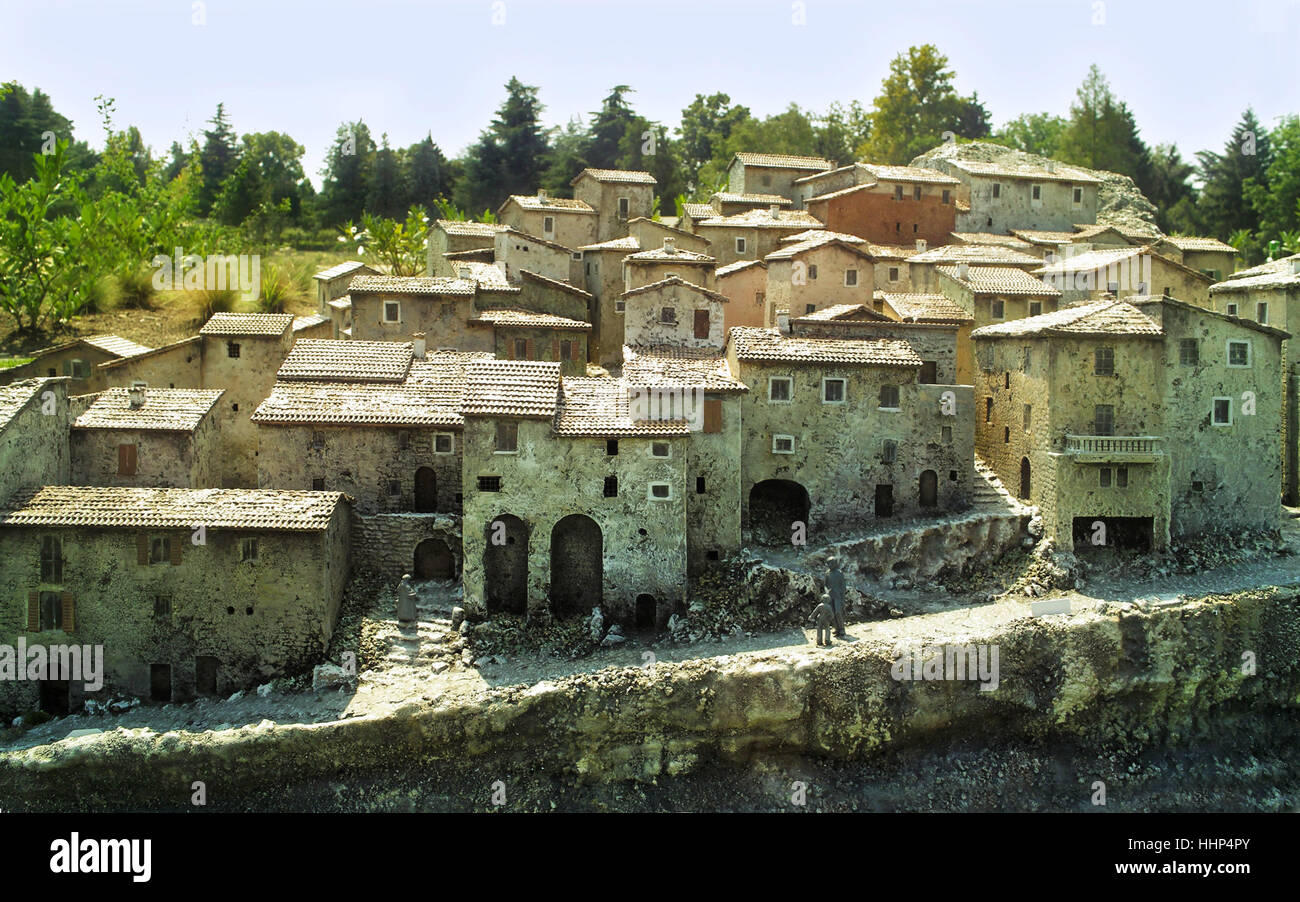 house, building, city, town, stone, rock, style of construction ...