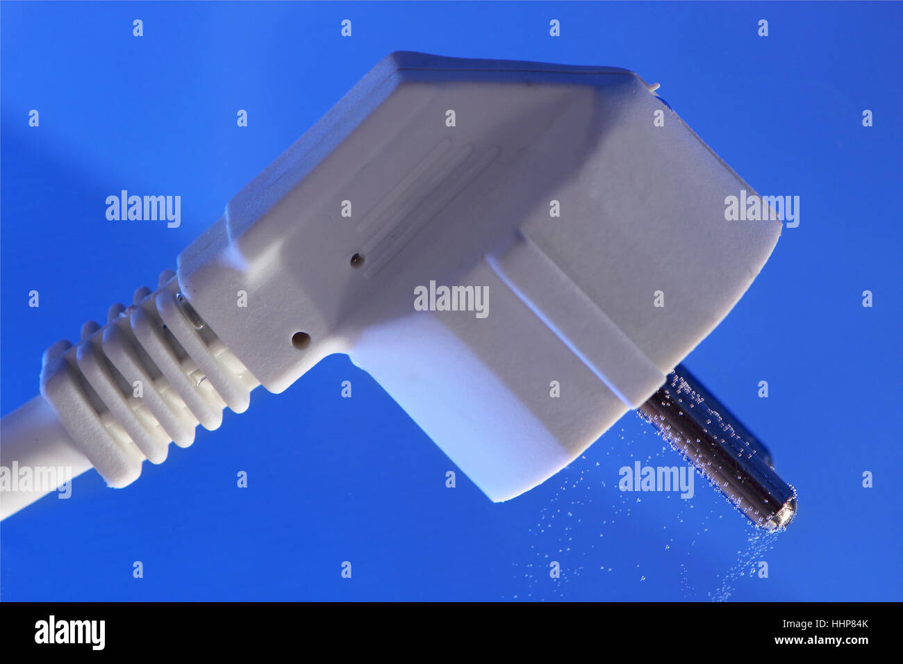 Water electrolysis solar hi-res stock photography and images - Alamy