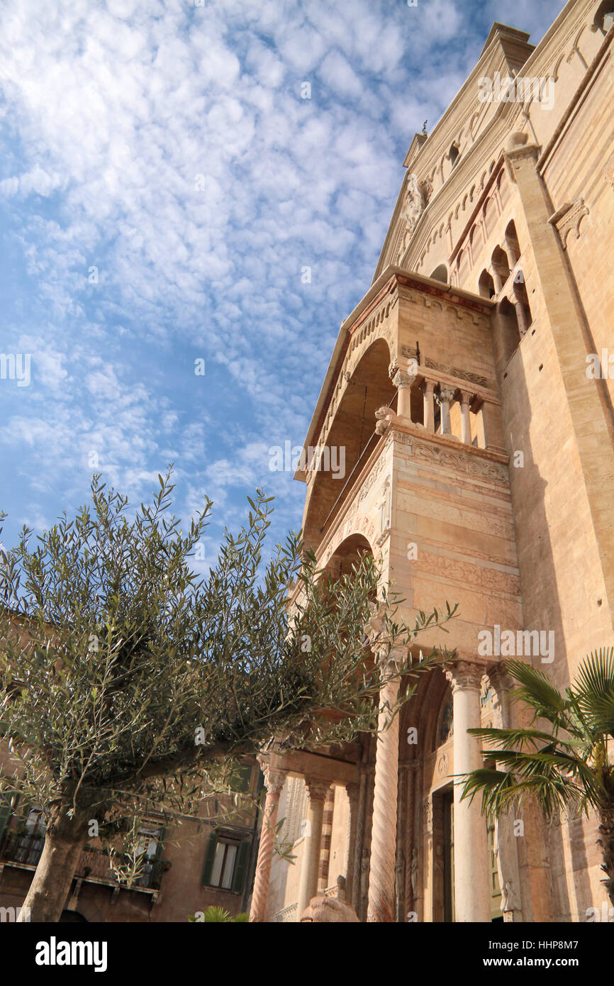 church, cathedral, old town, style of construction, architecture ...