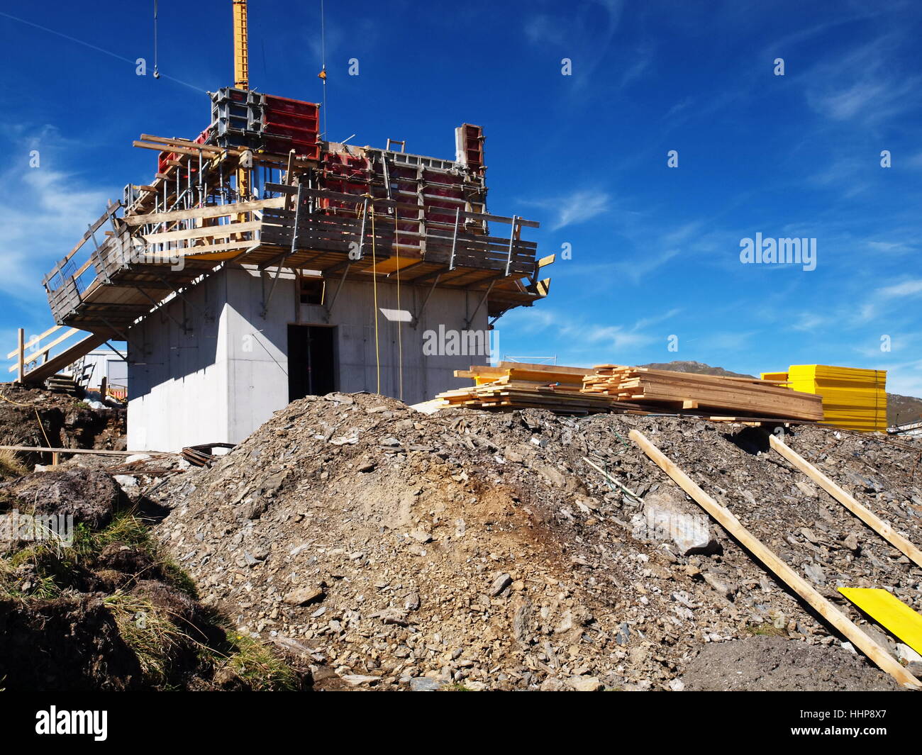 building, buildings, construction site, wood, scaffold, scaffolding ...