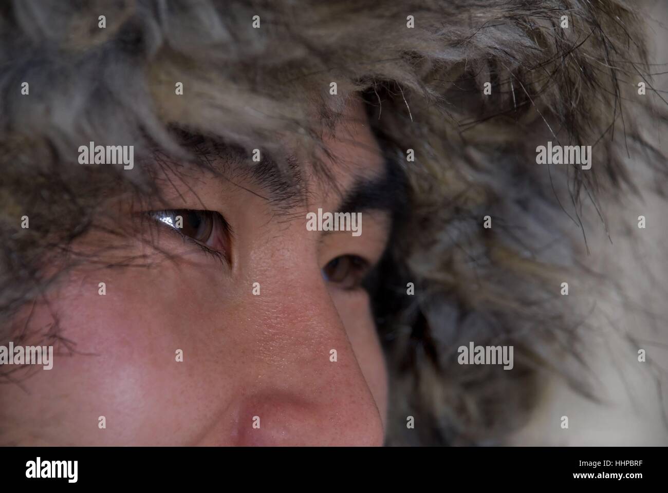 Inuit kind hi-res stock photography and images - Alamy