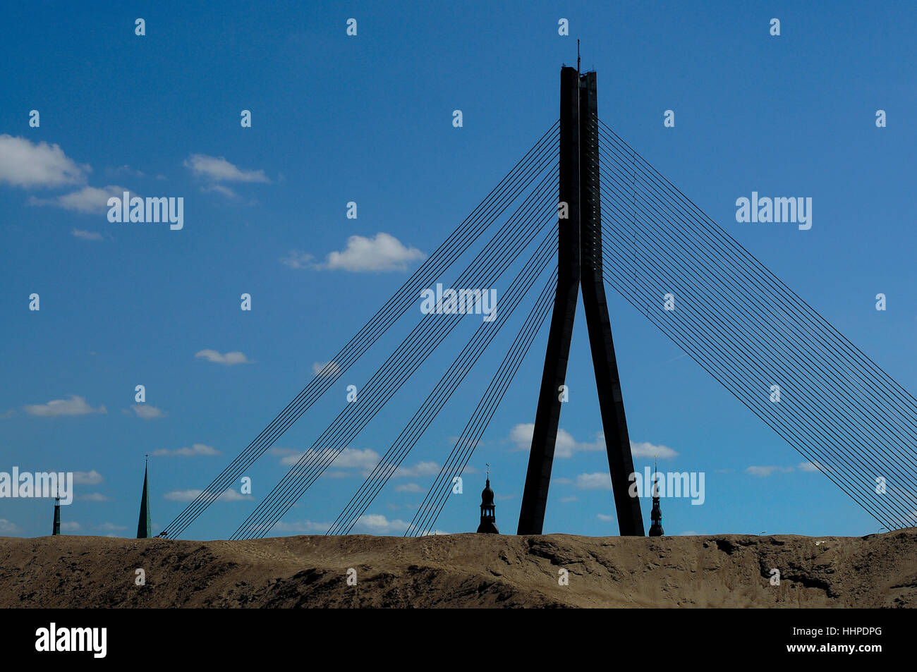 blue, tower, city, town, modern, modernity, traffic, transportation ...