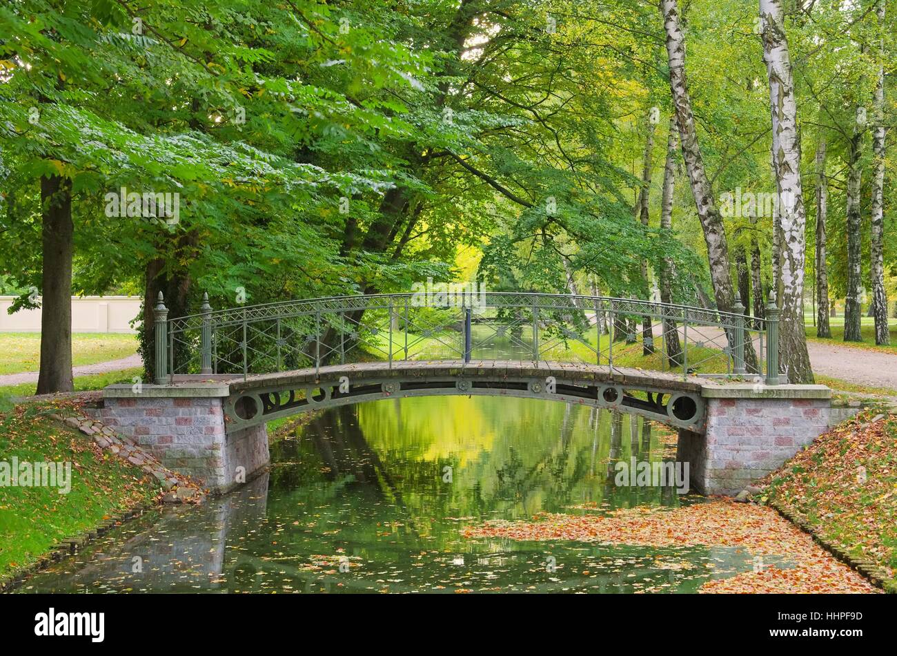 Tiny bridge hi-res stock photography and images - Alamy