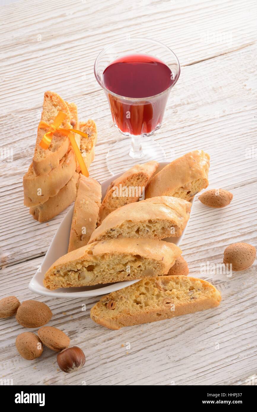 wine, alcohol, fruit, vine, grape vine, grape-vine, almonds, tonsils ...