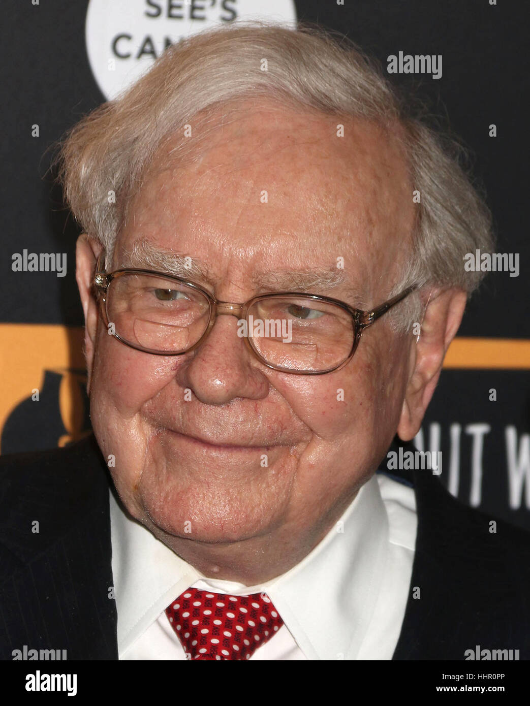 New York, USA. 19th Jan, 2017. Businessman Warren Buffett attends the ...