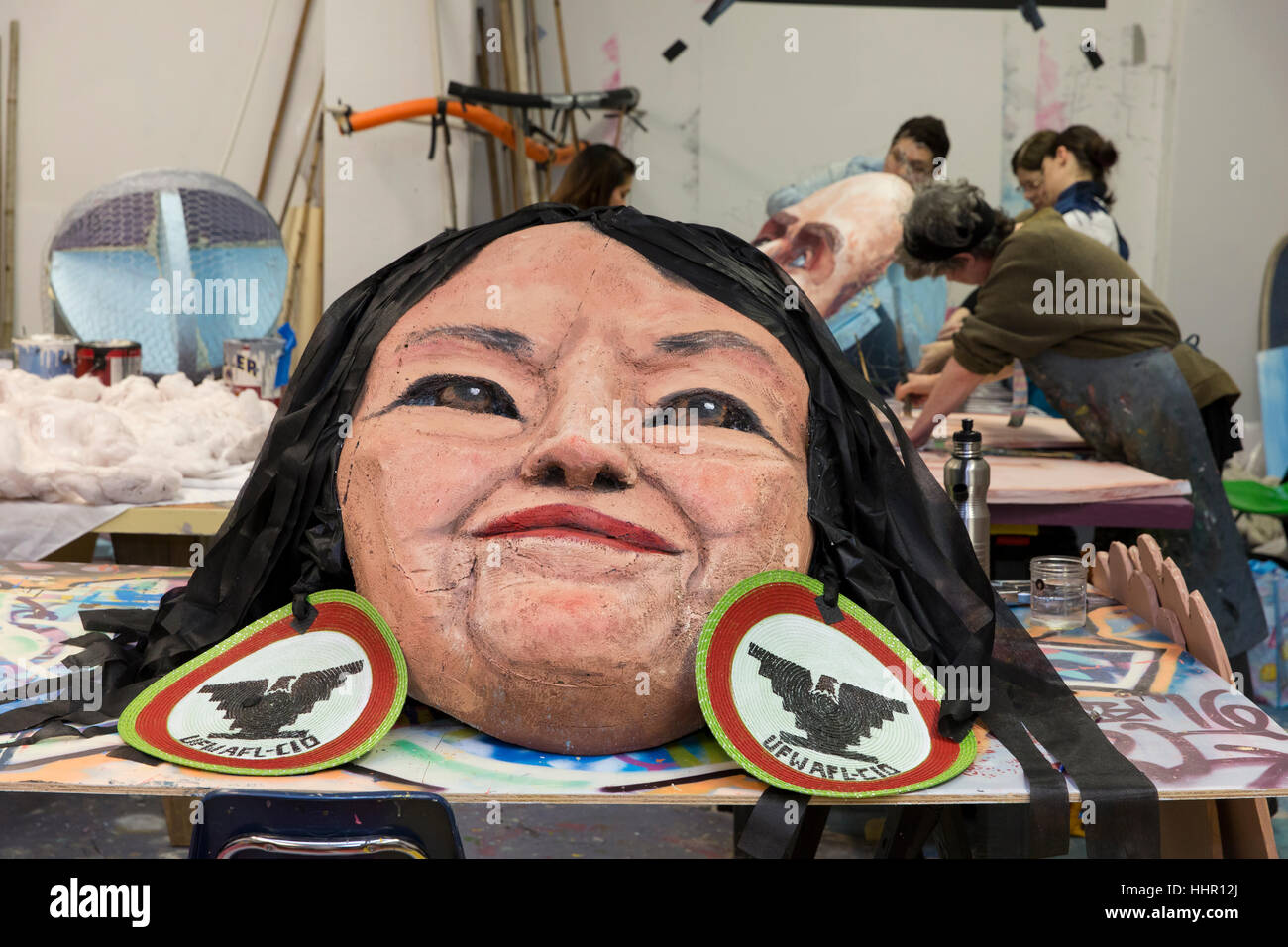 Dolores huerta and feminist hi-res stock photography and images - Alamy