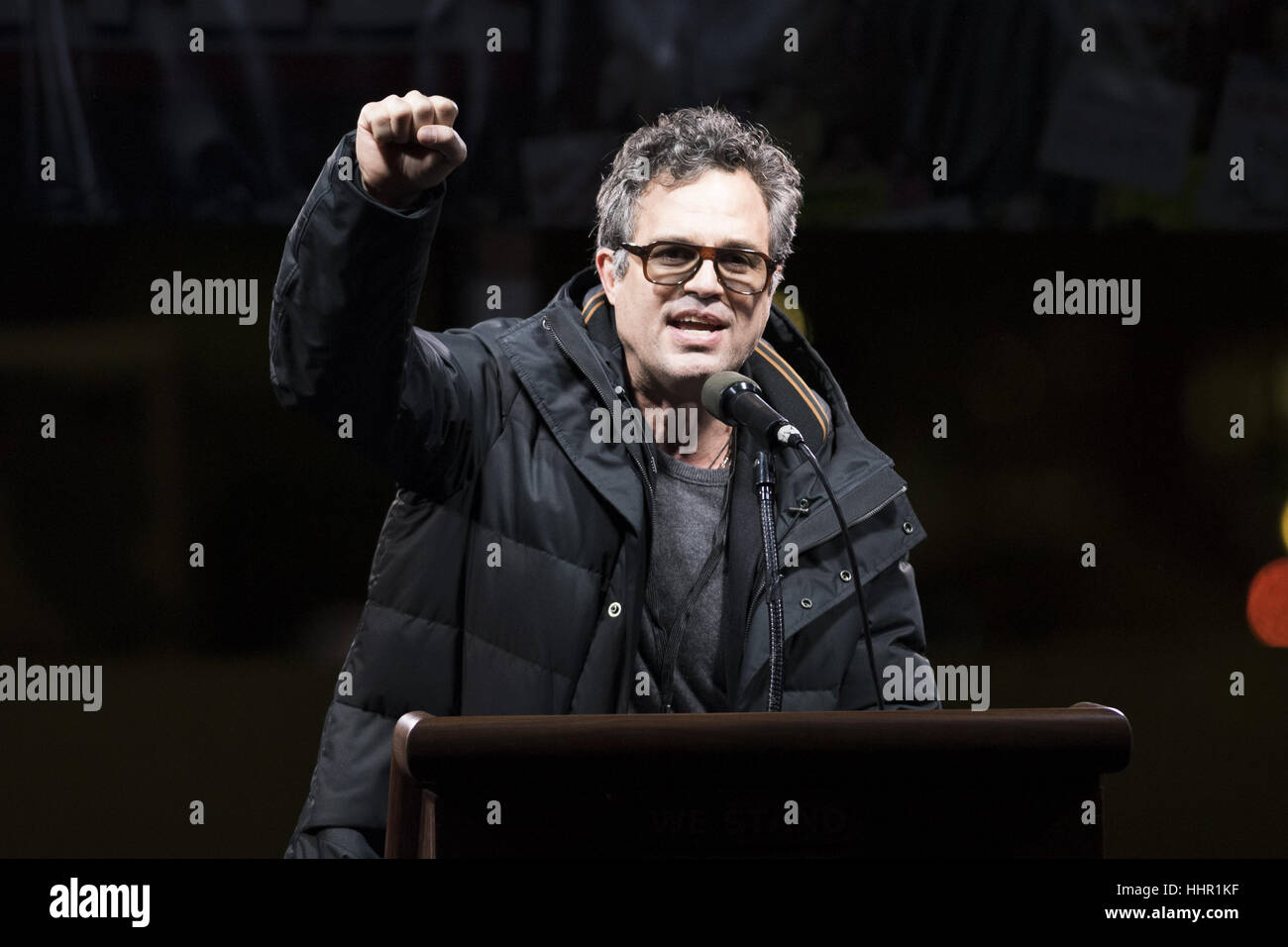 New York City, New York, USA. 19th Jan, 2017. MARK RUFFALO speaking at ...