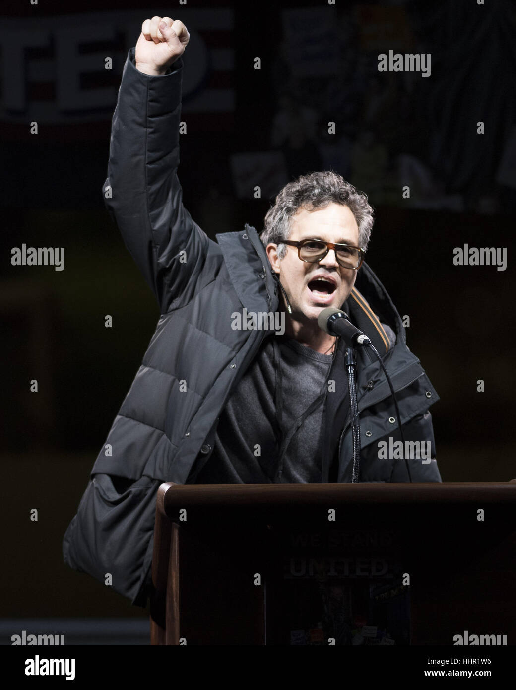 New York City, New York, USA. 19th Jan, 2017. MARK RUFFALO speaking at ...