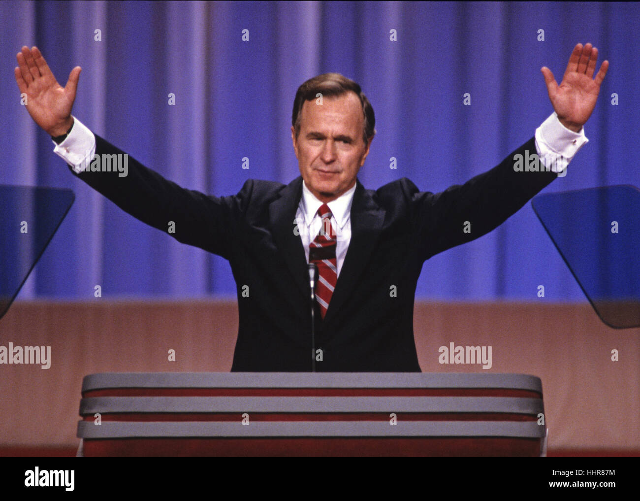 United States Vice President George H.W. Bush acknowledges the cheers ...