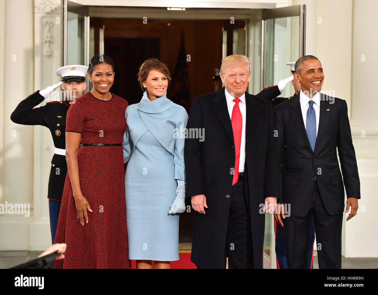 Washington DC, USA. 20th Jan, 2017. President Barack Obama (R) and ...
