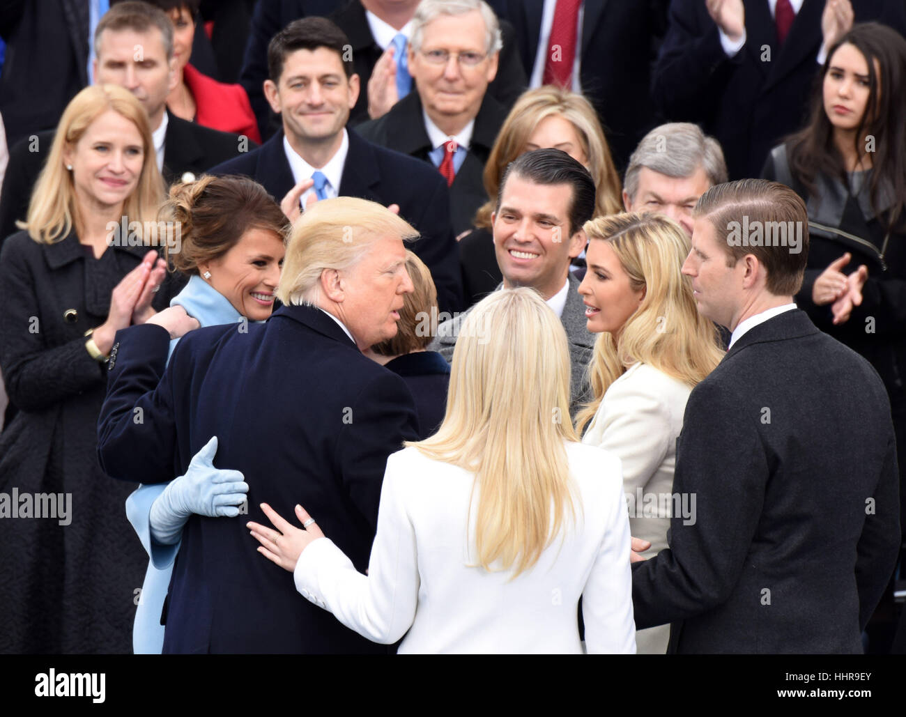 U s president donald trump hugs hi-res stock photography and images - Alamy