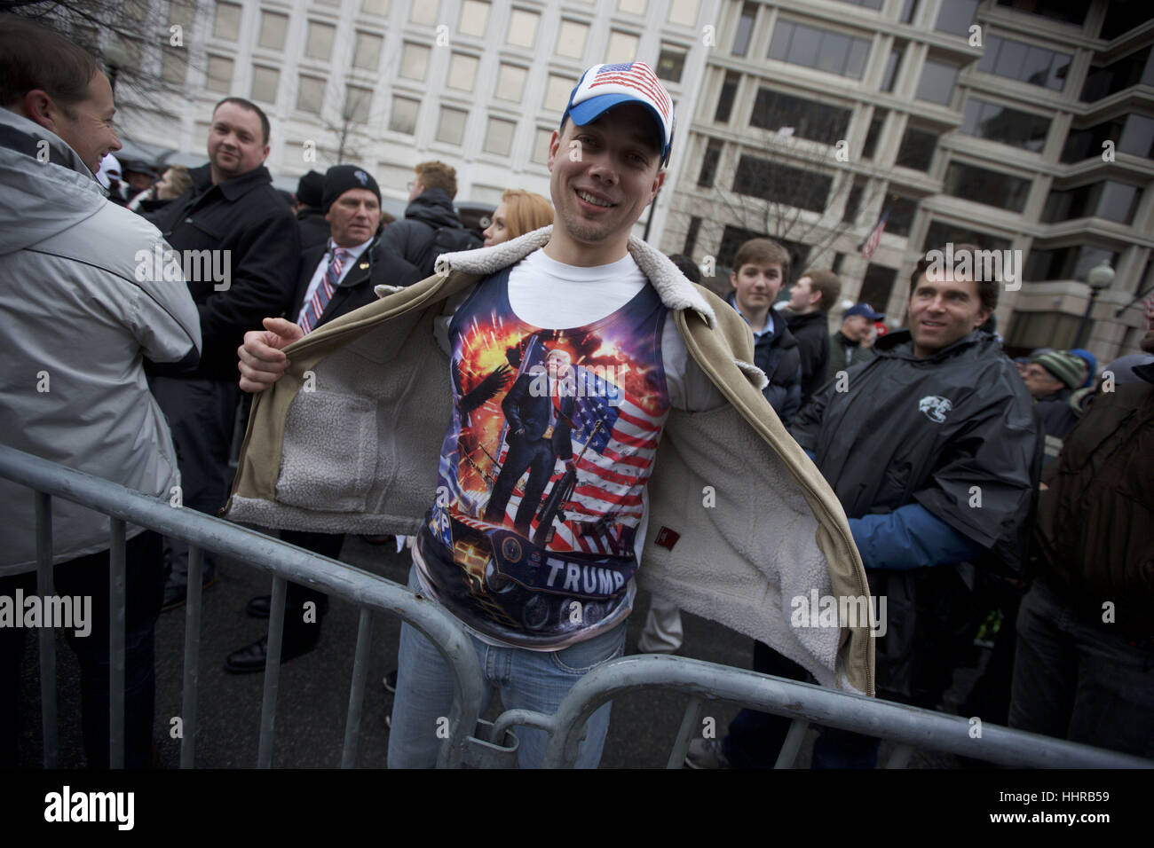 Washington, USA. 20th Jan, 2017. A Trump supporter in line at one of ...