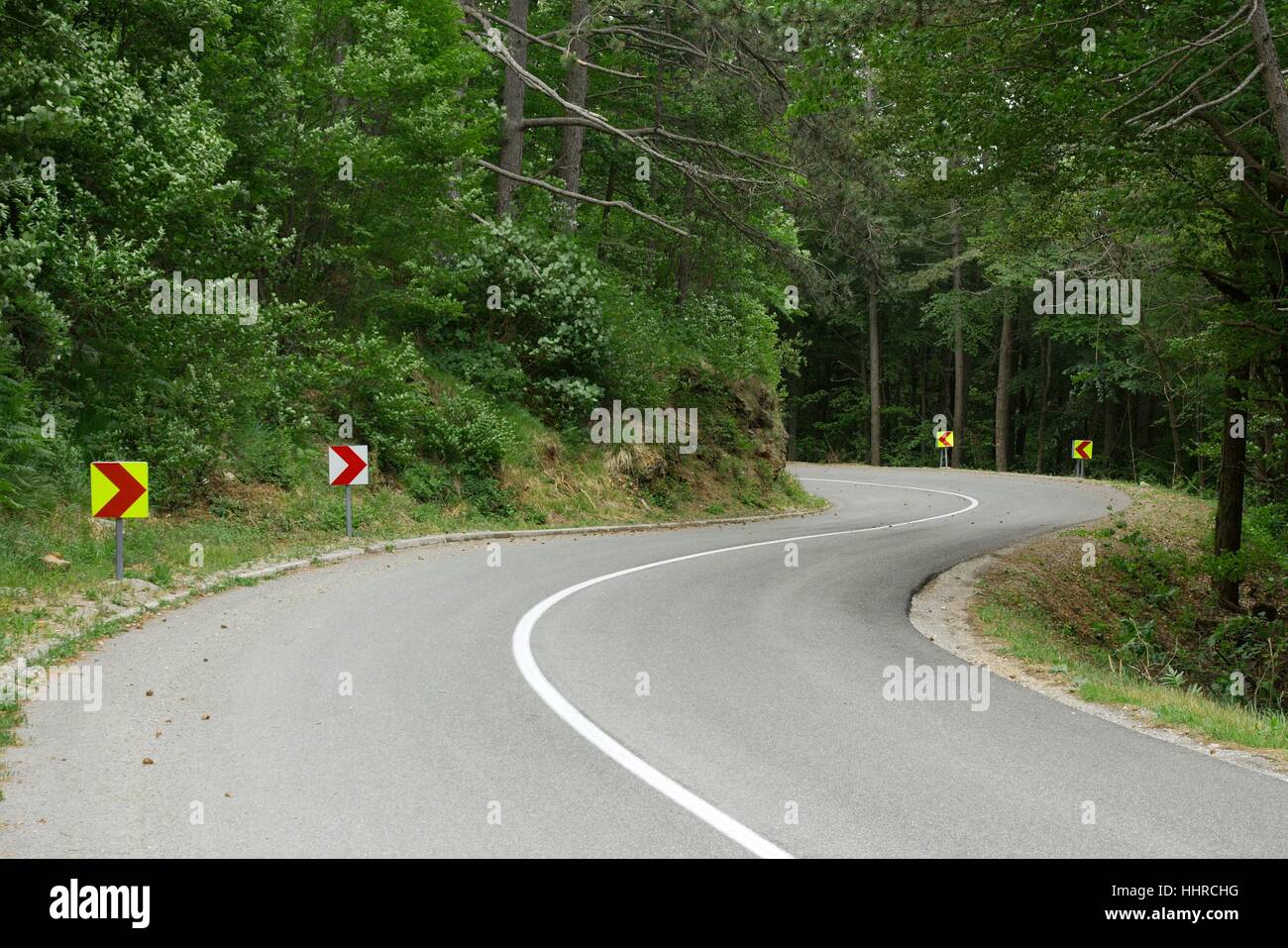 asphalt, route, bend, curve, crooked, warped, hunchbacked, humpbacked ...