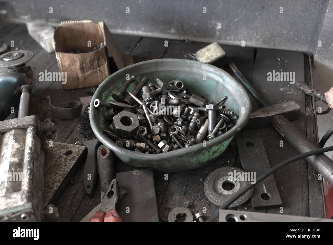 tool, objects, build, model, design, project, concept, plan, draft ...