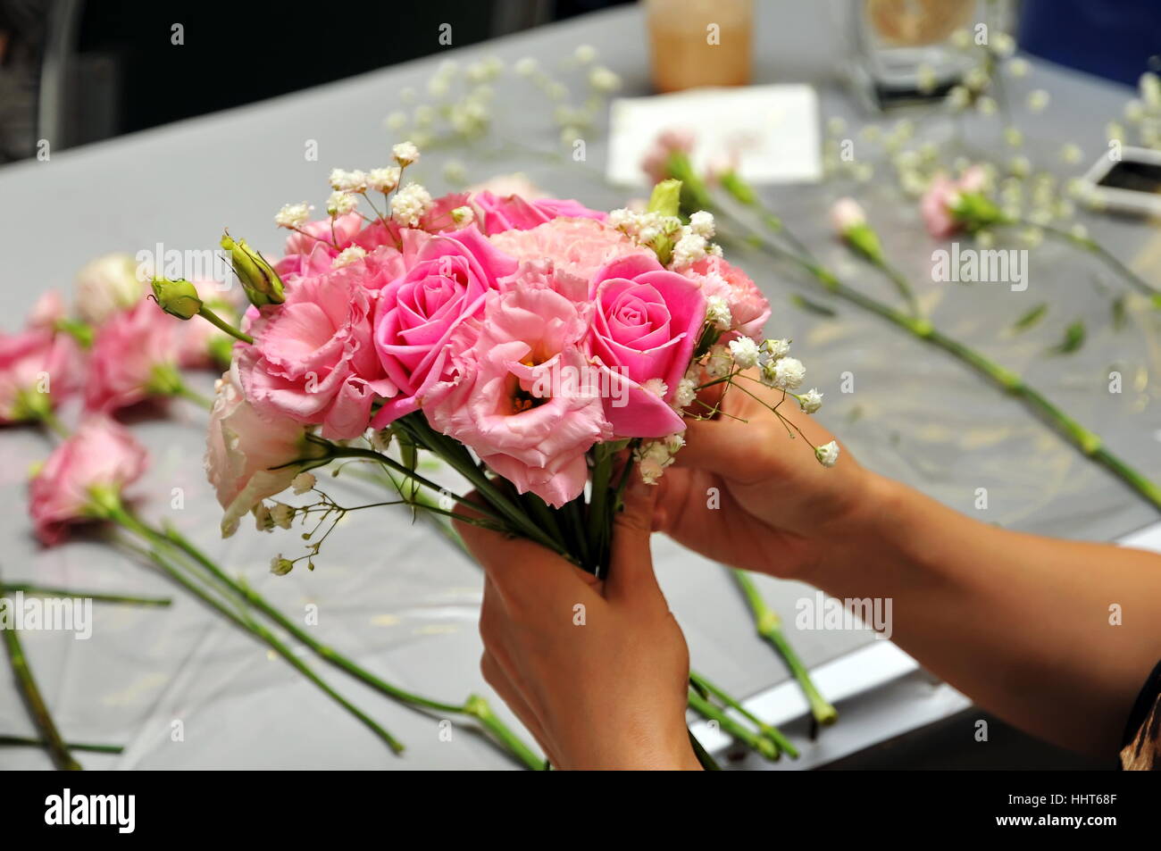 woman, humans, human beings, people, folk, persons, human, human being ...