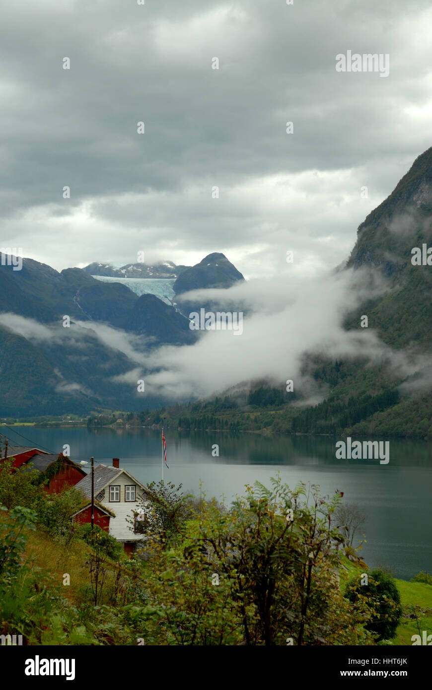 B°yabreen glacier hi-res stock photography and images - Alamy