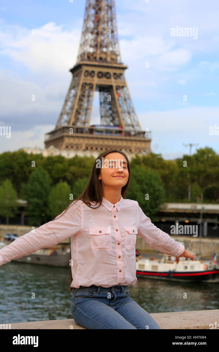 Beautiful girl in Paris Stock Photo - Alamy