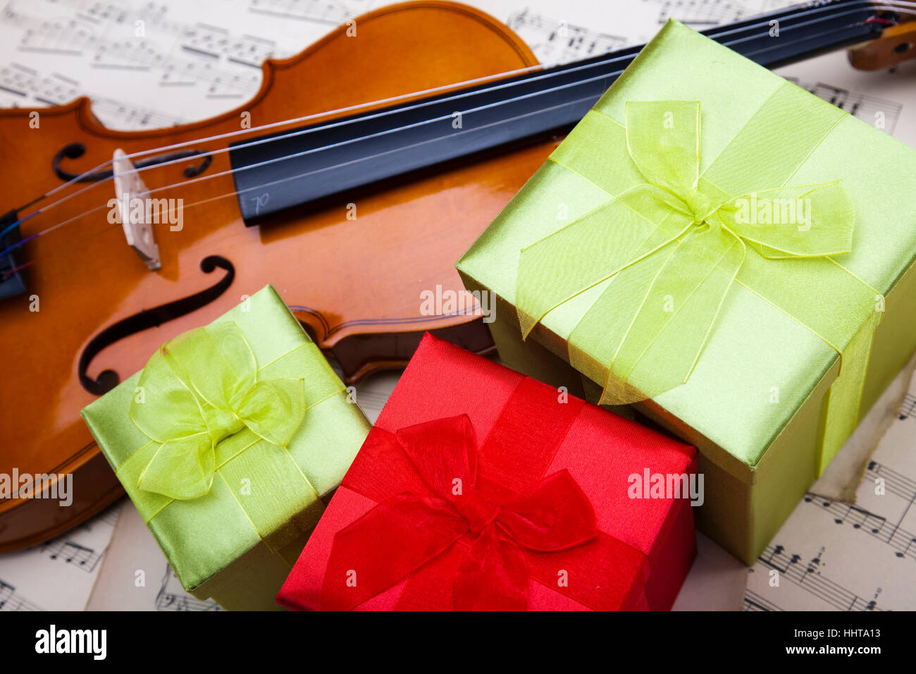 music, musical instrument, romantic, violin, love, in love, fell in ...