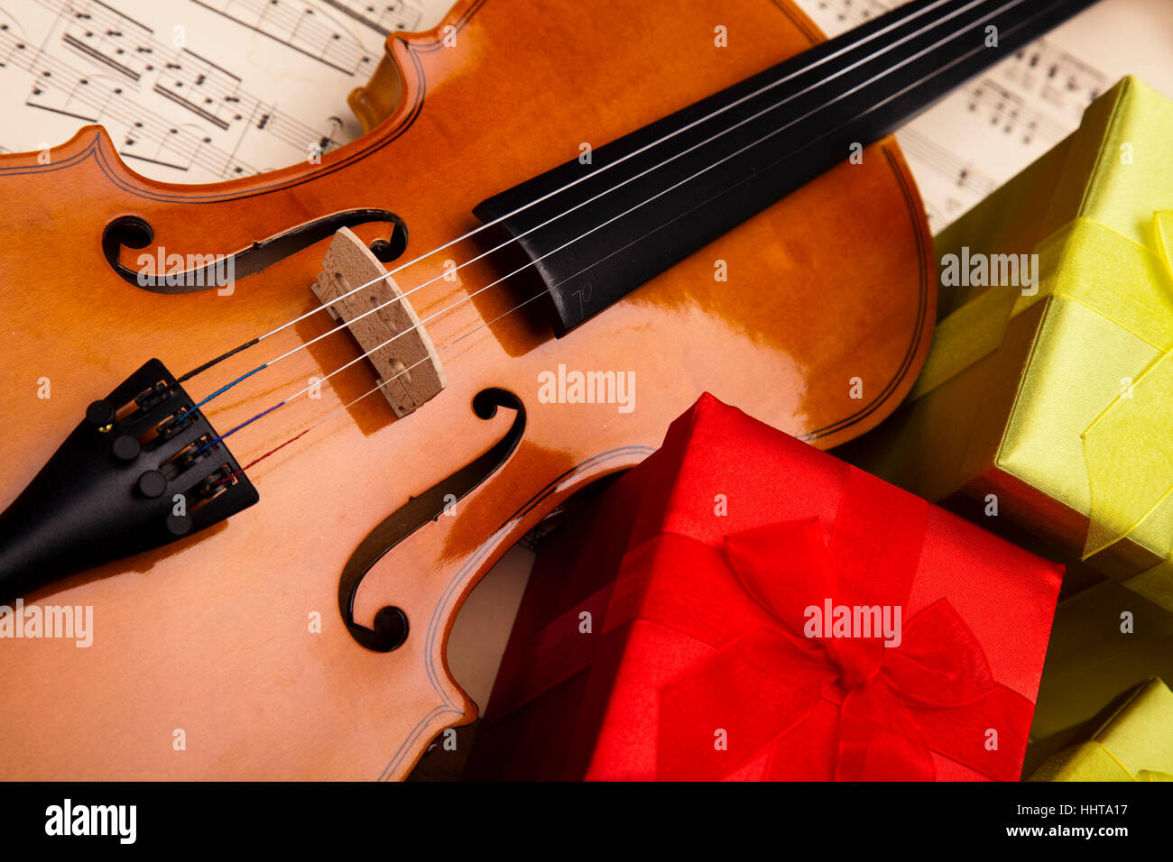 music, musical instrument, romantic, violin, love, in love, fell in ...