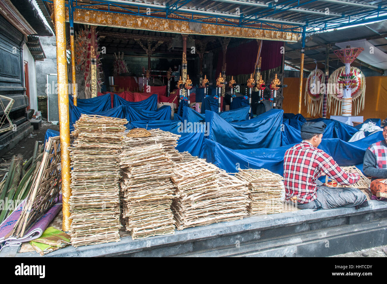 People working, preparing things for the ceremony, pura tuluk biyu ...