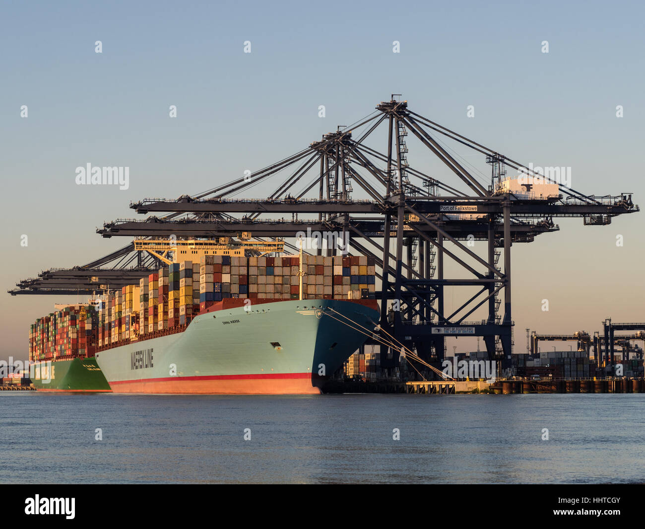 Container Ships Being Loaded High Resolution Stock Photography and ...