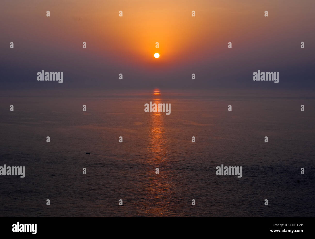 Sunset Arabian Sea Stock Photo - Alamy