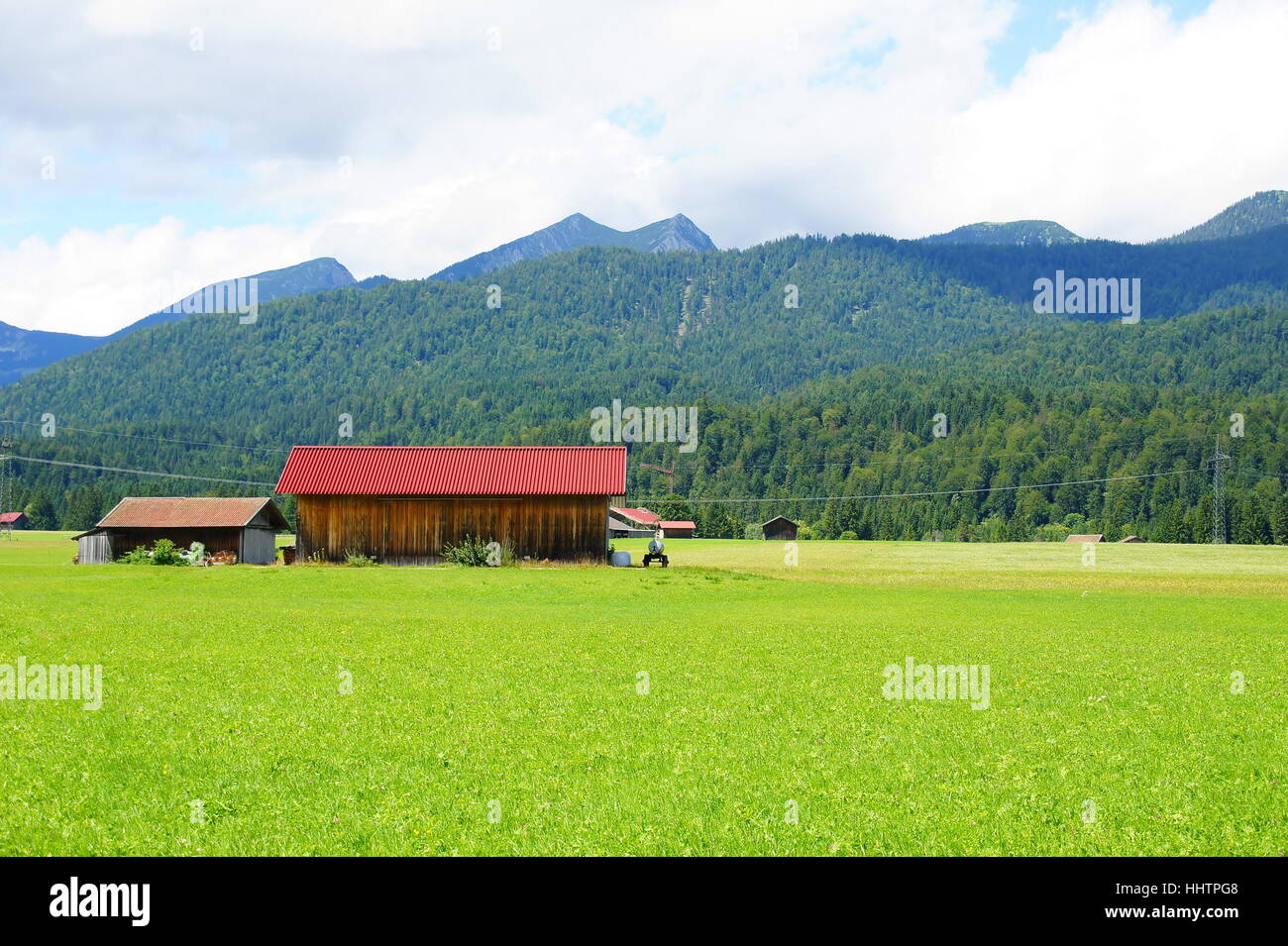 Building haystack hi-res stock photography and images - Alamy