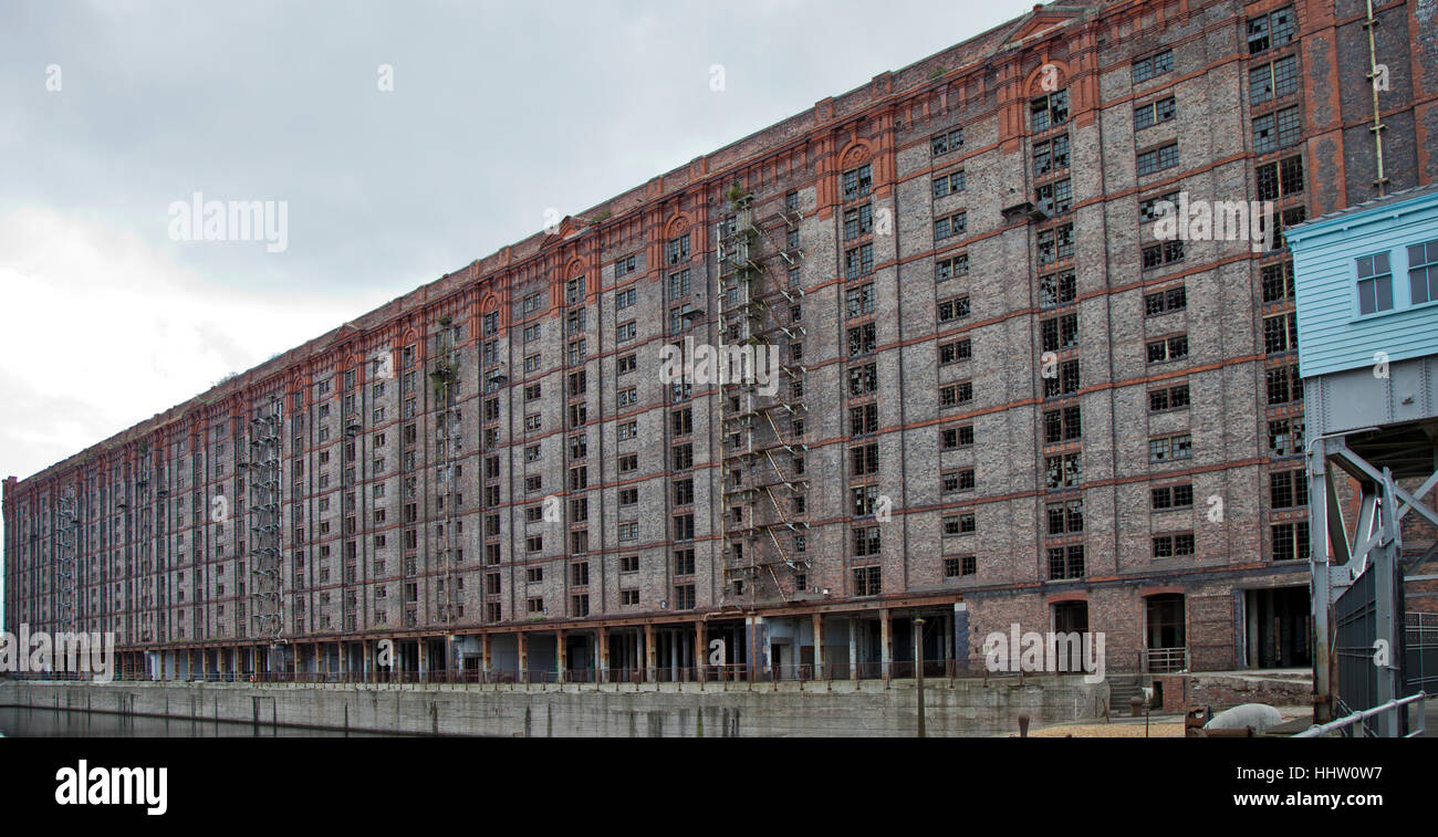 The Stanley Dock Tobacco Warehouse, the worlds largest brick warehouse ...