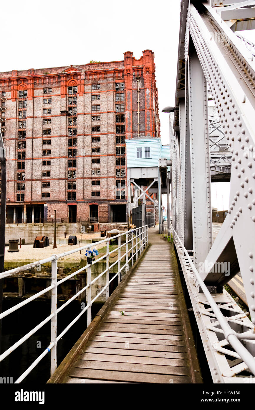 Regent road liverpool docks hi-res stock photography and images - Alamy