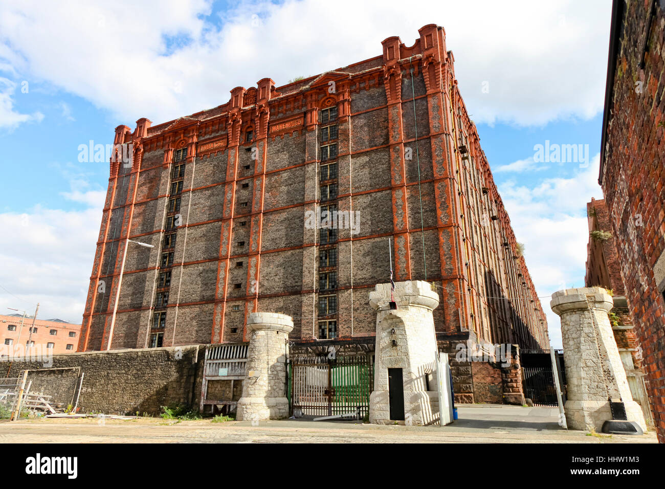 The Stanley Dock Tobacco Warehouse, the worlds largest brick warehouse ...