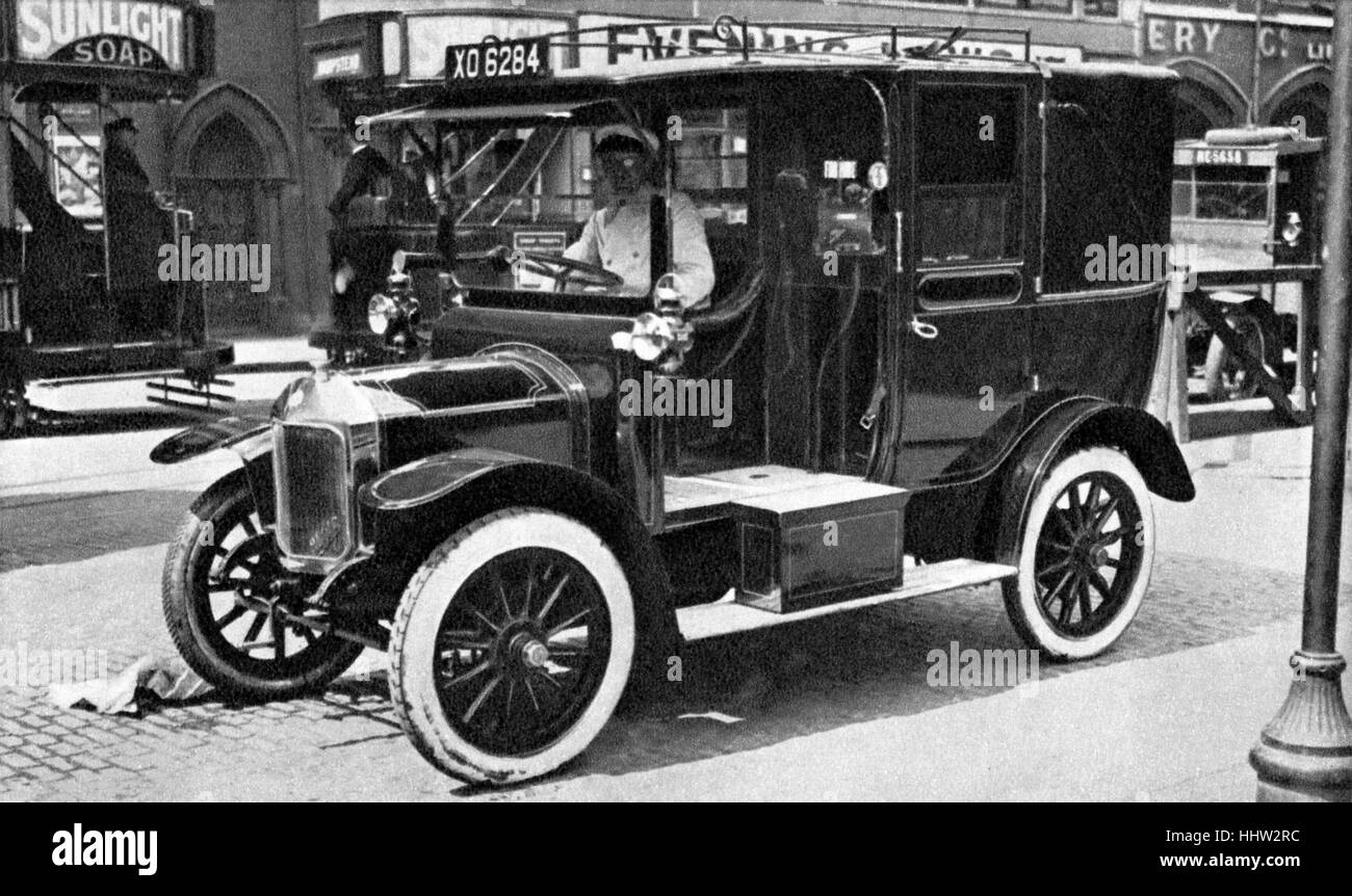Street taxi, 1920s Stock Photo - Alamy