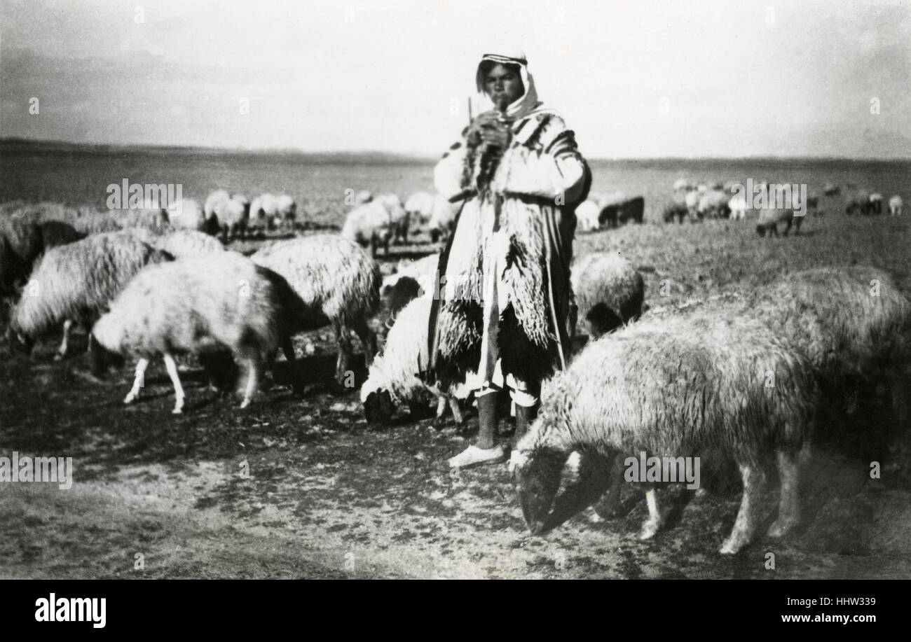 Shepherd playing the flute hi-res stock photography and images - Alamy