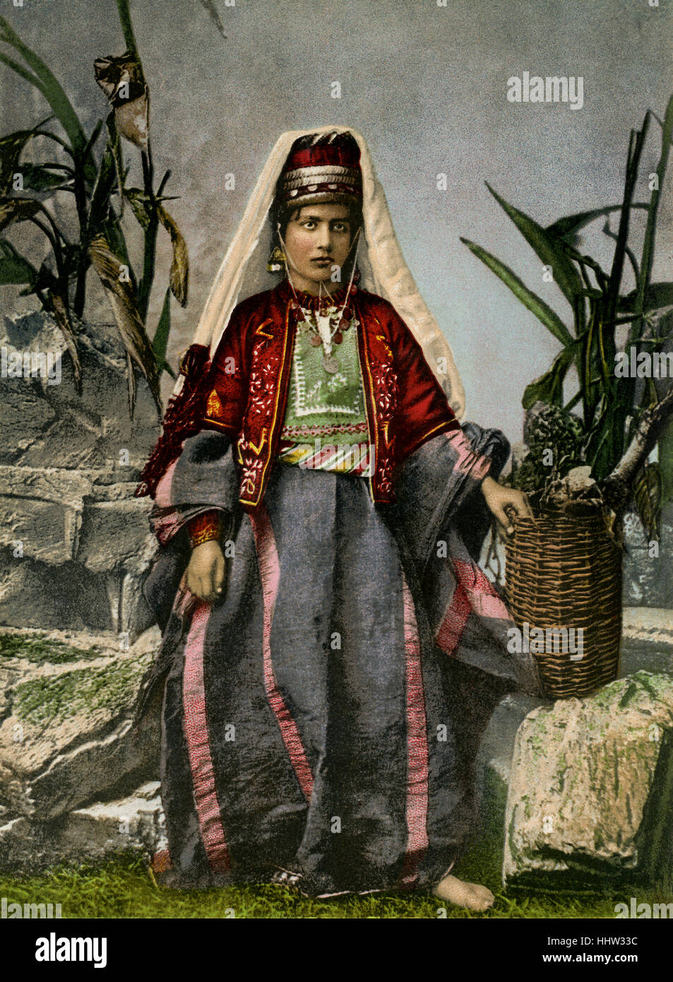 Woman from bethlehem hi-res stock photography and images - Alamy