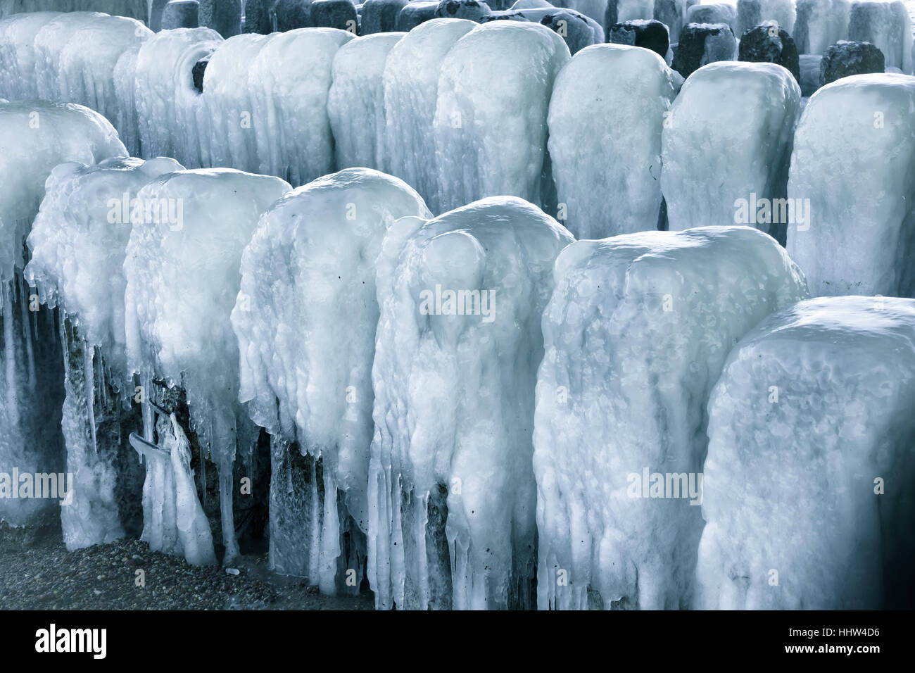 Frozen blocks of ice on the beach Stock Photo - Alamy