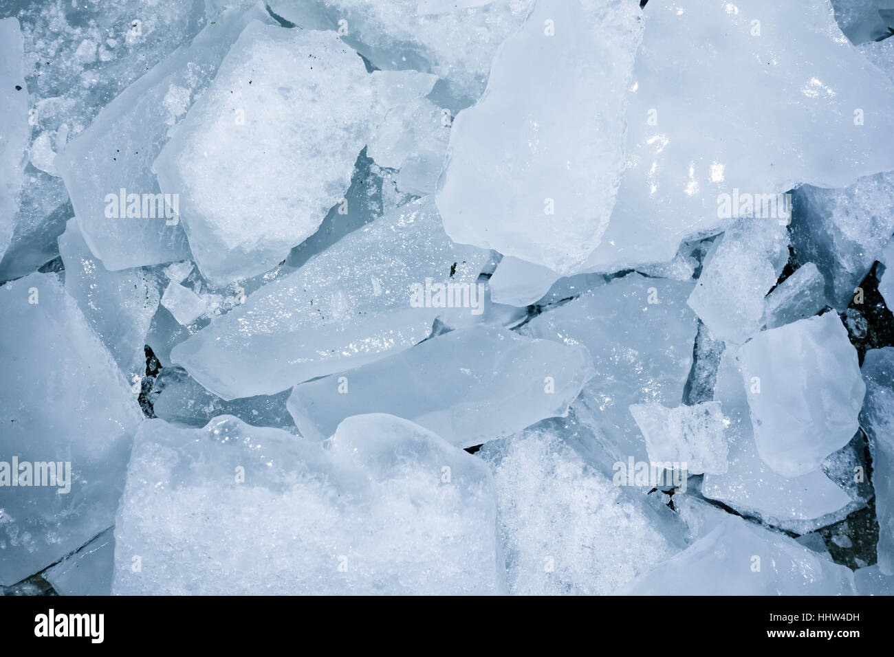 Frozen river chunks ice ice hi-res stock photography and images - Alamy