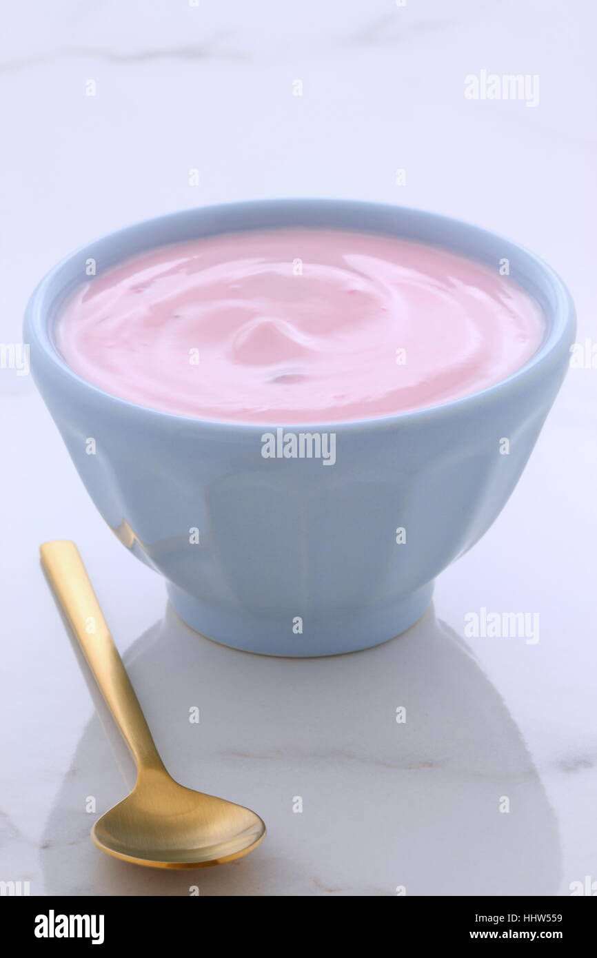 Delicious slow churned Greek strawberry yogurt, with lots of fruit and ...