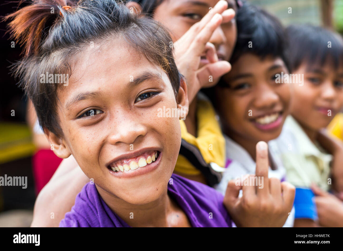 Children in slum by Bangkerohan River, Davao, Davao Del Sur ...