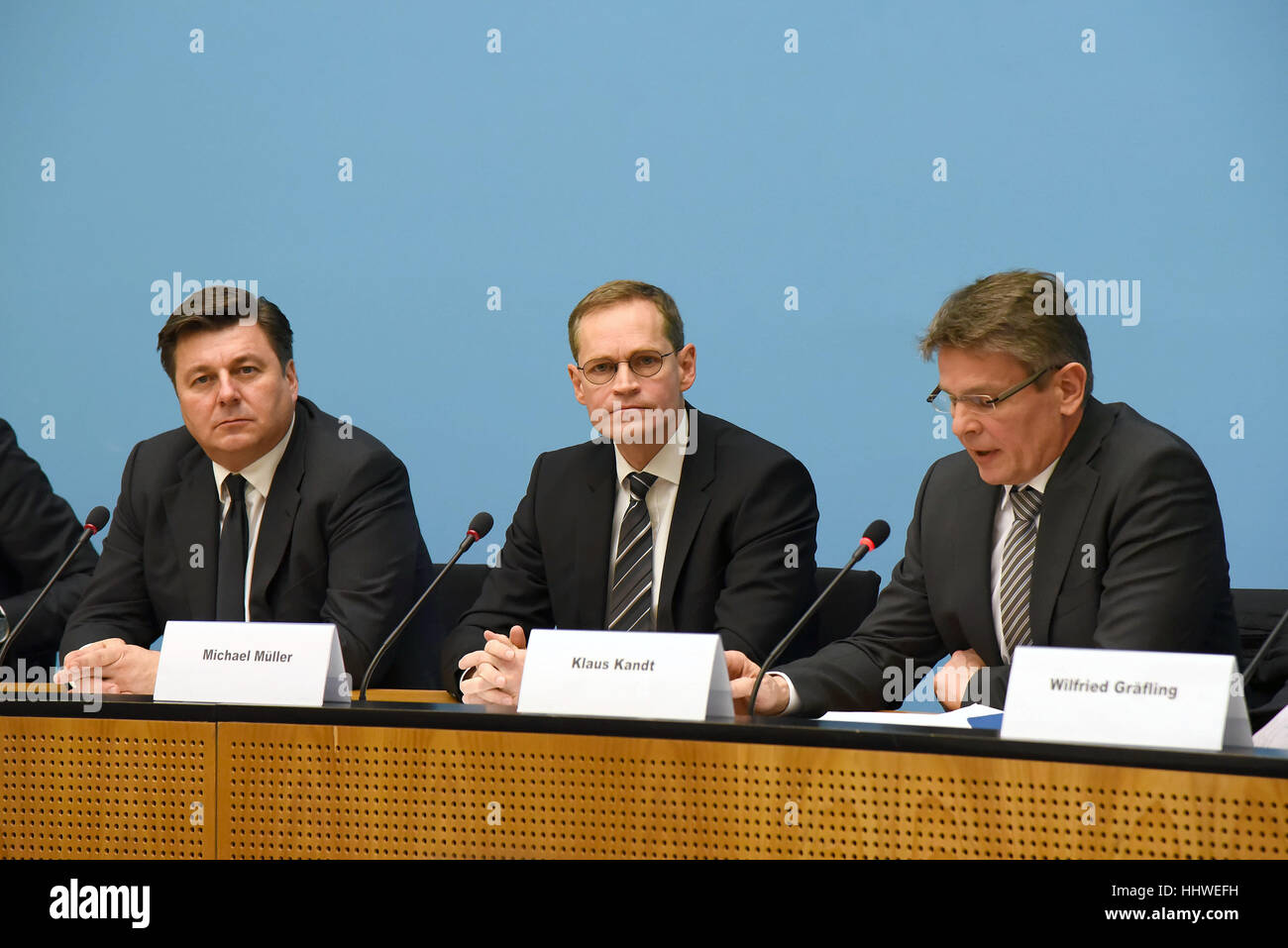 Presser of Michael Mueller, mayor of Berlin, Andreas Geisel, Senator ...