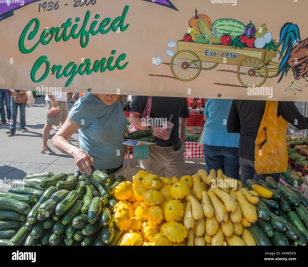Farmers' market usa organic hi-res stock photography and images - Alamy